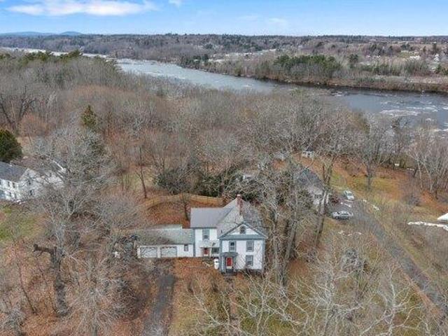house with 4 bedroom, Brewer ME DS102215830