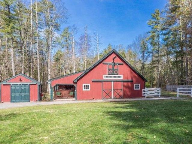 house with 4 bedroom, Brentwood NH DS102280482