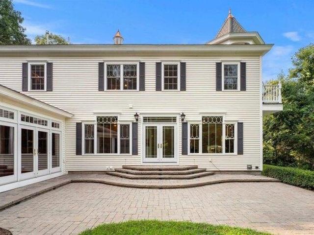 house with 4 bedroom, Brentwood NH ES105426081