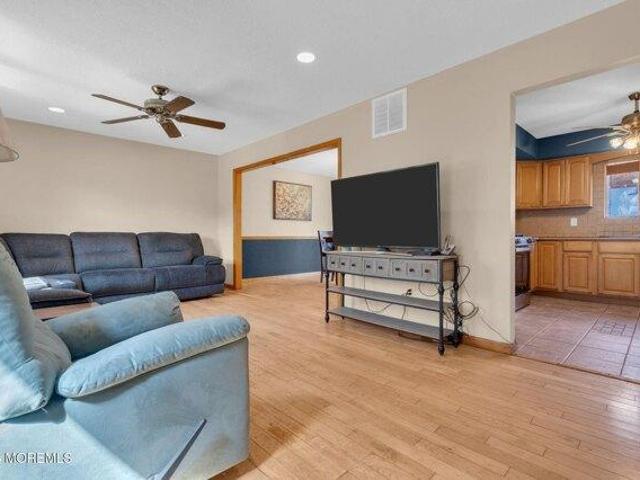 house with 4 bedroom, Brick NJ DLS101750118