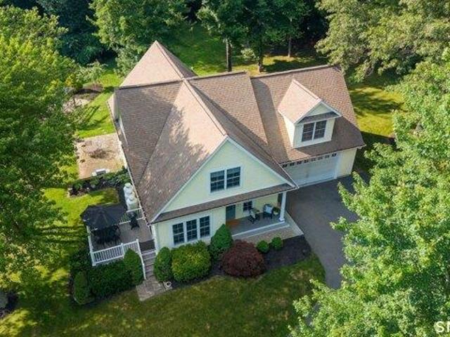 house with 4 bedroom, Bridgewater CT ES104411173