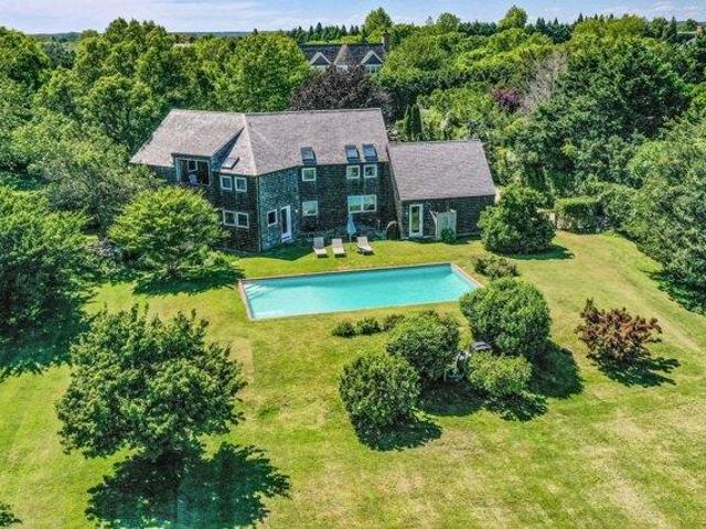 house with 4 bedroom, Bridgehampton NY DLS89410073