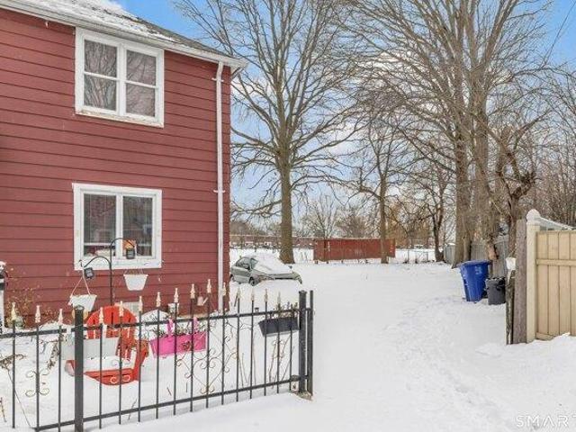 house with 4 bedroom, Bridgeport CT DLS101781534