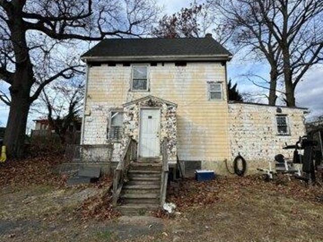 house with 4 bedroom, Bridgeport CT DLS102154127