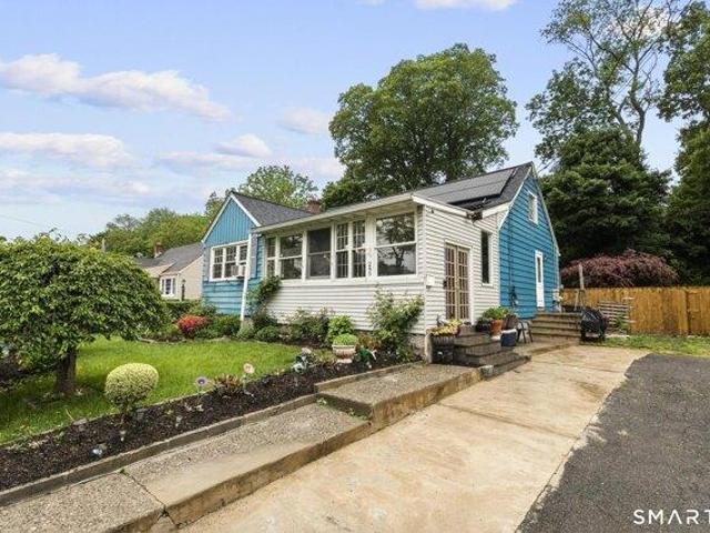 house with 4 bedroom, Bridgeport CT DLS102778916