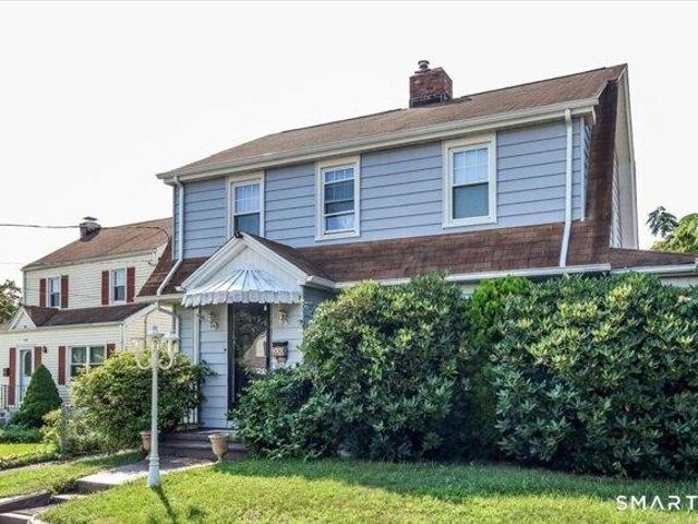 house with 4 bedroom, Bridgeport CT DS104330156