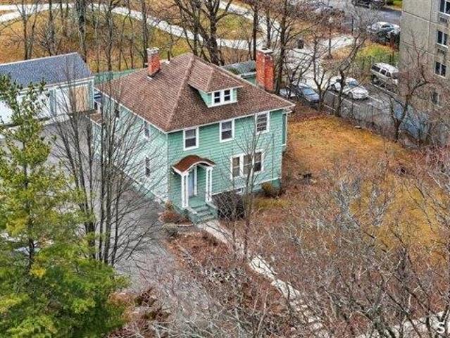 house with 4 bedroom, Bridgeport CT DS102727274