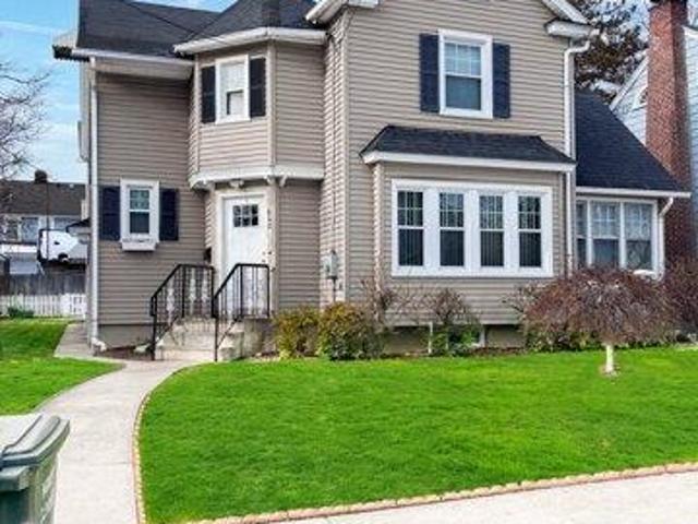 house with 4 bedroom, Bridgeport CT DS103072374
