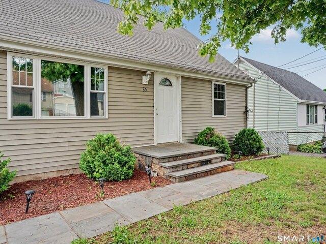 house with 4 bedroom, Bridgeport CT DS103100631