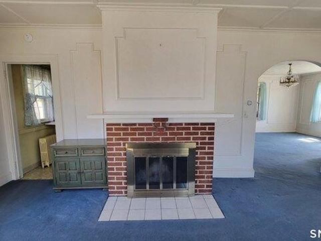 house with 4 bedroom, Bridgeport CT DS103101438