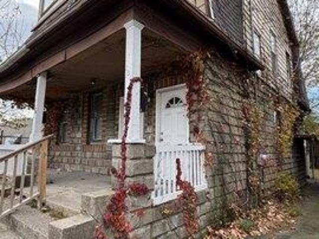 house with 4 bedroom, Bridgeport CT ES104112320