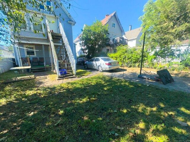 house with 4 bedroom, Bridgeport CT ES104112596