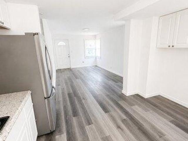 house with 4 bedroom, Bridgeport CT ES104332924