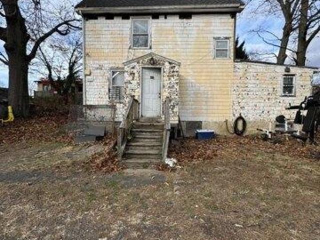 house with 4 bedroom, Bridgeport CT ES104352040