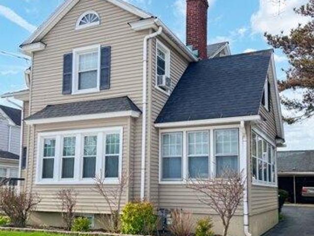 house with 4 bedroom, Bridgeport CT ES104481772