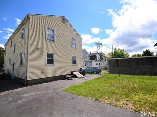 house with 4 bedroom, Bridgeport CT ES104606346