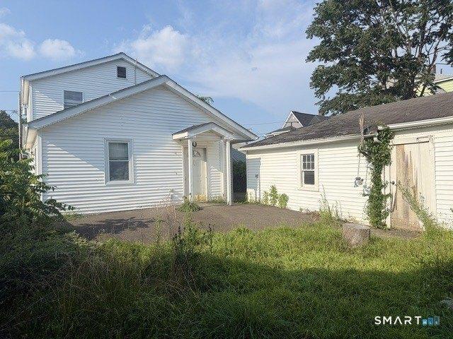 house with 4 bedroom, Bridgeport CT ES104904373