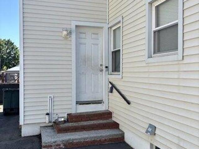 house with 4 bedroom, Bridgeport CT ES105176505