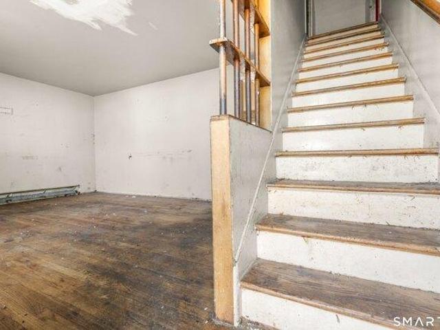 house with 4 bedroom, Bridgeport CT ES103069373