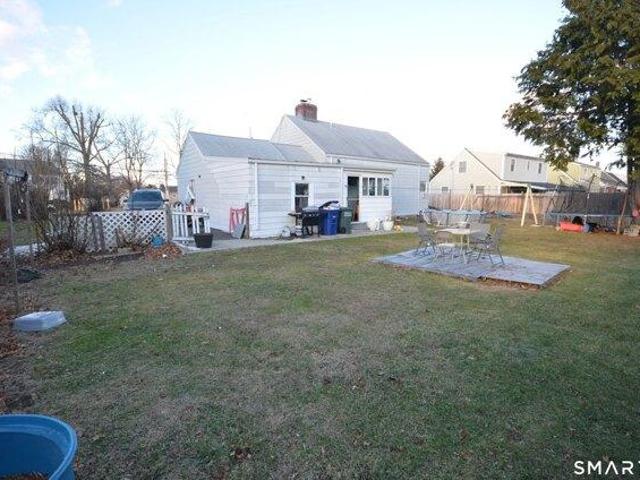 house with 4 bedroom, Bridgeport CT ES103073292