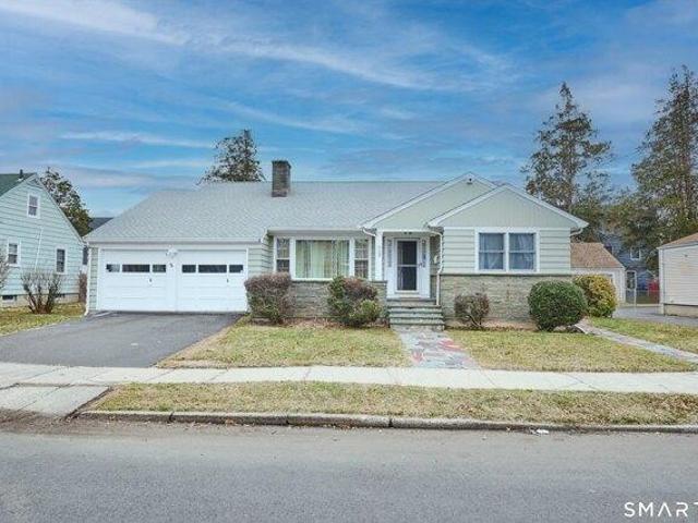 house with 4 bedroom, Bridgeport CT ES103100817