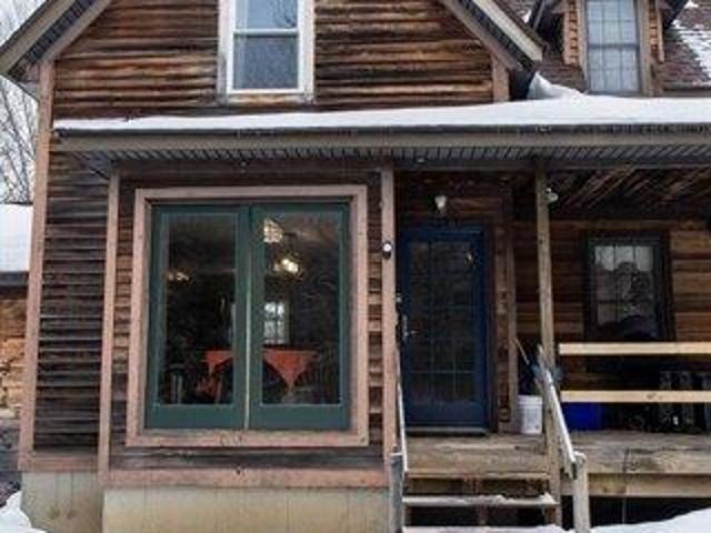 house with 4 bedroom, Brimfield MA ES103222261