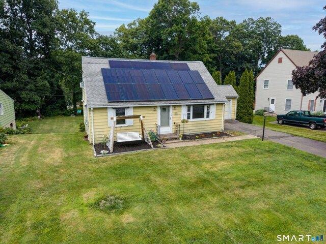 house with 4 bedroom, Bristol CT DS104115637