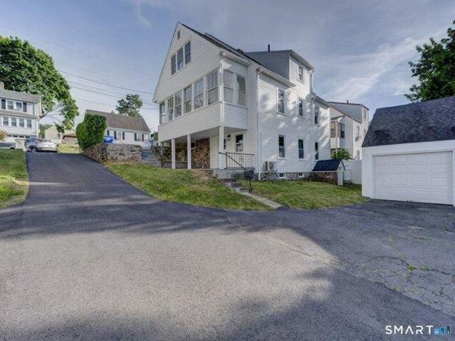 house with 4 bedroom, Bristol CT DS104234247
