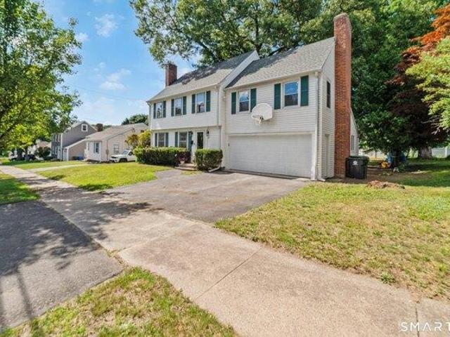 house with 4 bedroom, Bristol CT DS104232602