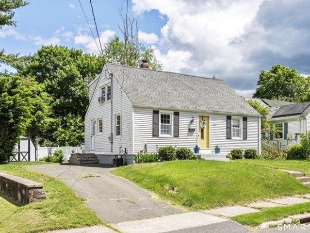 house with 4 bedroom, Bristol CT DS104329329