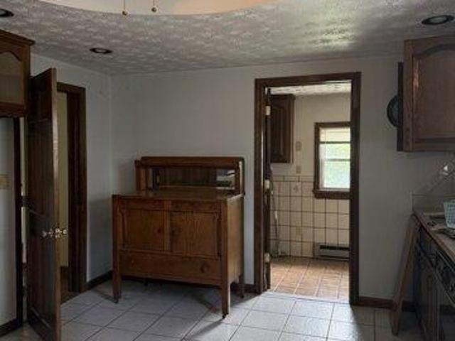 house with 4 bedroom, Bristol CT DS103664736
