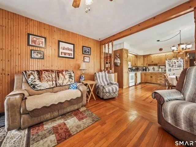 house with 4 bedroom, Bristol CT ES104331996