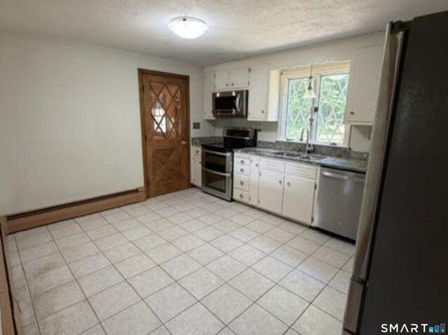 house with 4 bedroom, Bristol CT ES105126906