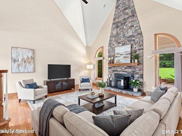 house with 4 bedroom, Bristol CT ES105204780