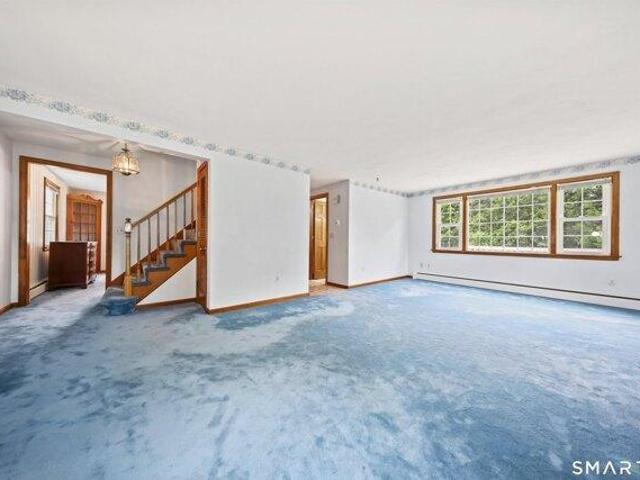 house with 4 bedroom, Bristol CT ES103500107