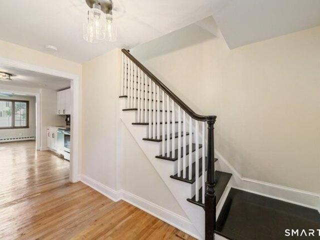 house with 4 bedroom, Bristol CT ES103665219