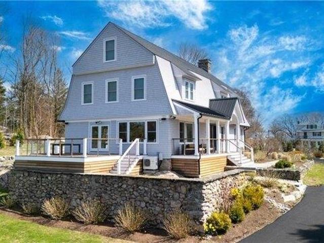 house with 4 bedroom, Bristol RI DLS102318528