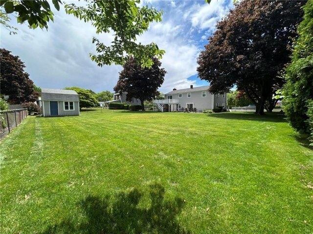 house with 4 bedroom, Bristol RI DS104148925