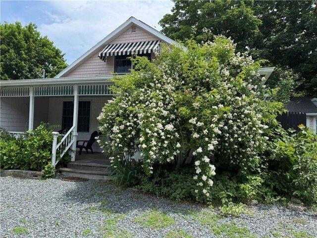 house with 4 bedroom, Bristol RI DS104265526