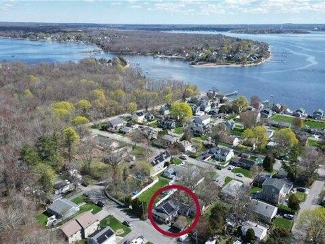 house with 4 bedroom, Bristol RI DS102344552