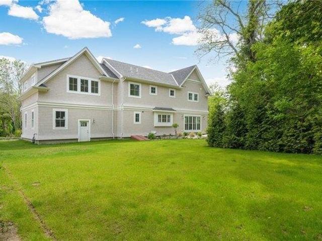 house with 4 bedroom, Bristol RI ES103435662