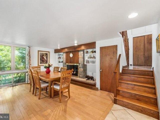 house with 4 bedroom, Bryn Mawr PA ES104905765