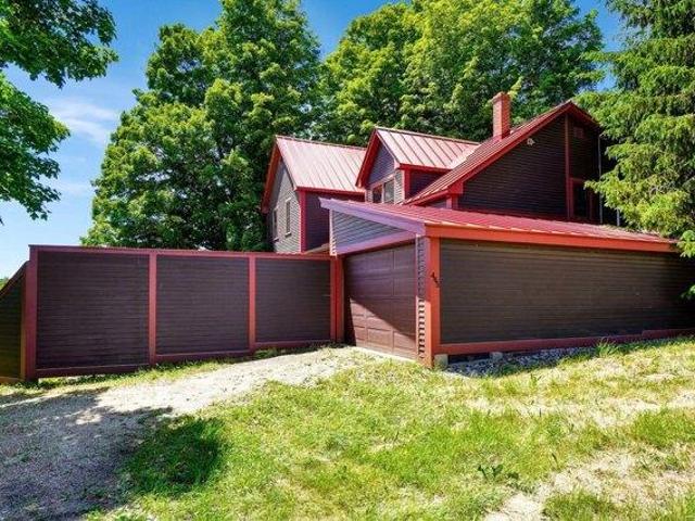 house with 4 bedroom, Buckfield ME ES105175660