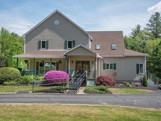 house with 4 bedroom, Buckland MA ES105040769