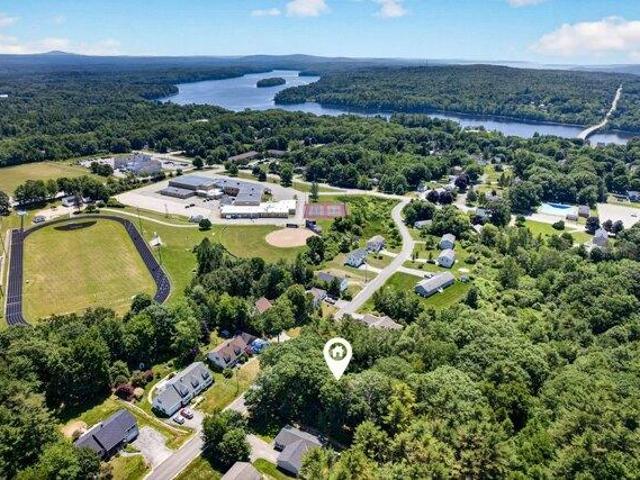 house with 4 bedroom, Bucksport ME DS104045814