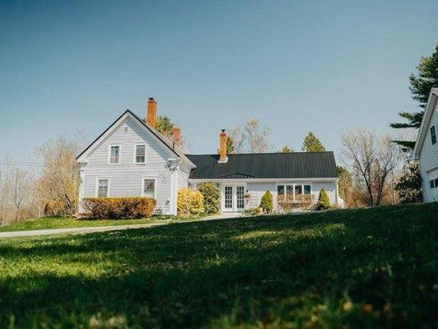 house with 4 bedroom, Bucksport ME ES103159210