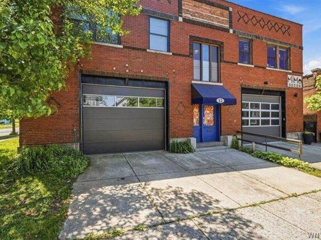 house with 4 bedroom, Buffalo NY ES103625872