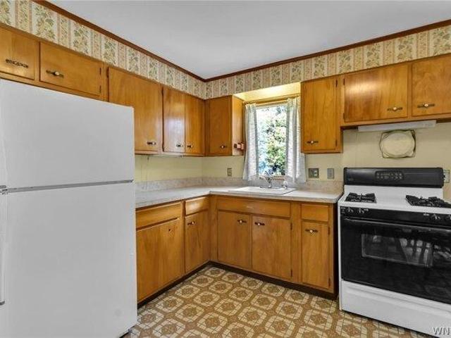 house with 4 bedroom, Buffalo NY ES103622593