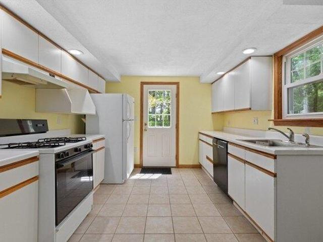 house with 4 bedroom, Burlington MA DS103221916
