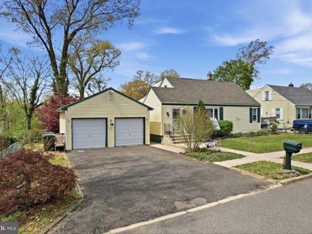house with 4 bedroom, Burlington NJ DLS102282728